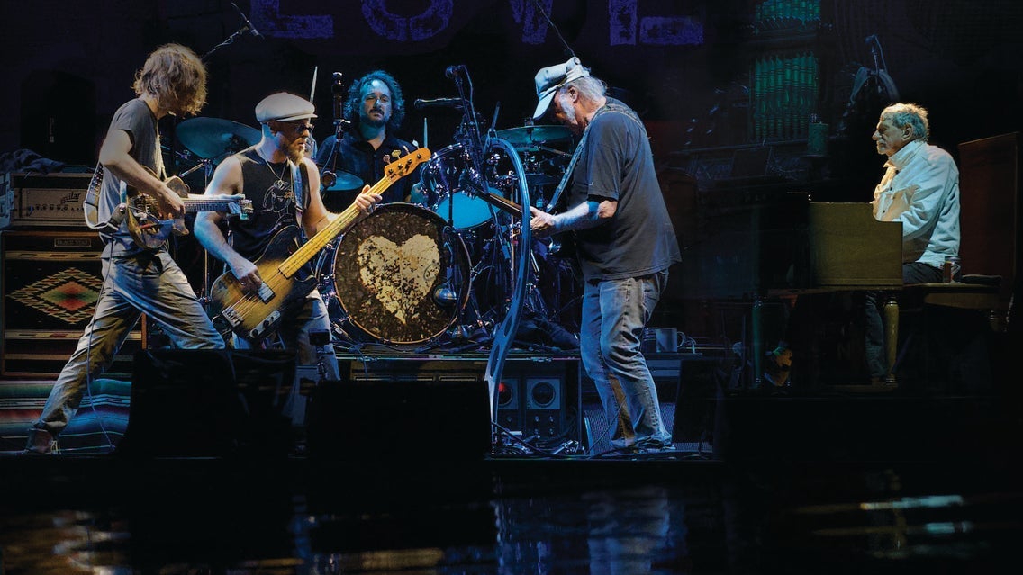 Glasgow Summer Sessions - Neil Young and The Chrome Hearts concert in ...