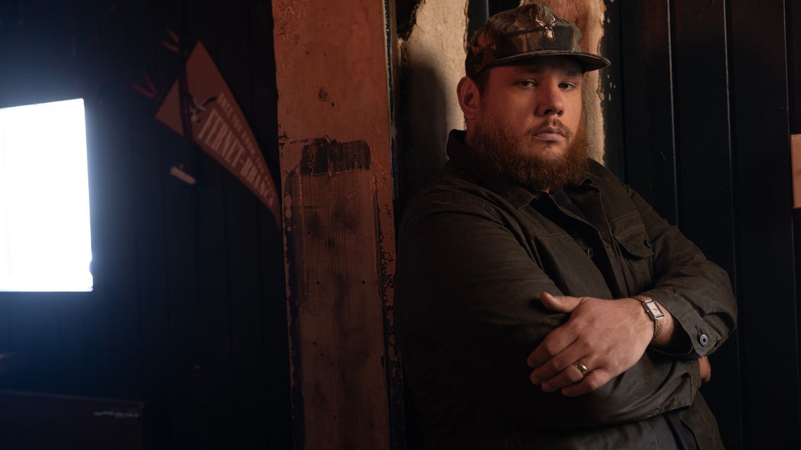 Luke Combs - My Kinda Saturday Night Tour i Co. Meath, SLANE CASTLE ...