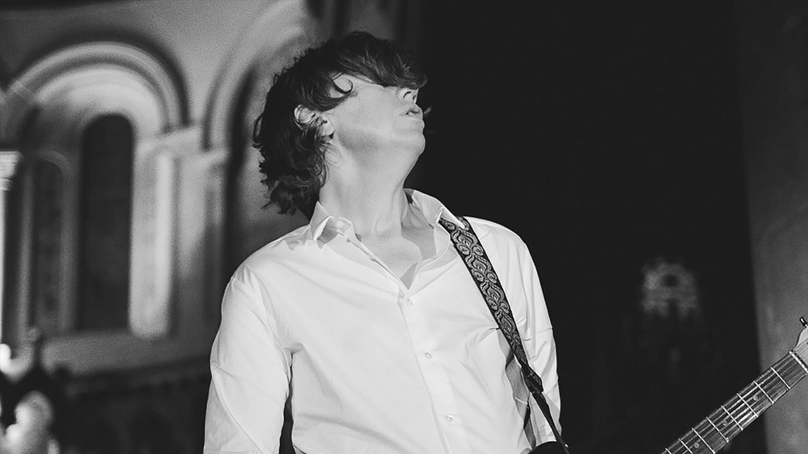 Remembering Derek: Thurston Moore & Mark Wastell koncert v Londýn ...